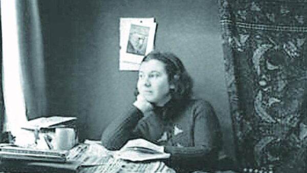 Introducing Etty Hillesum